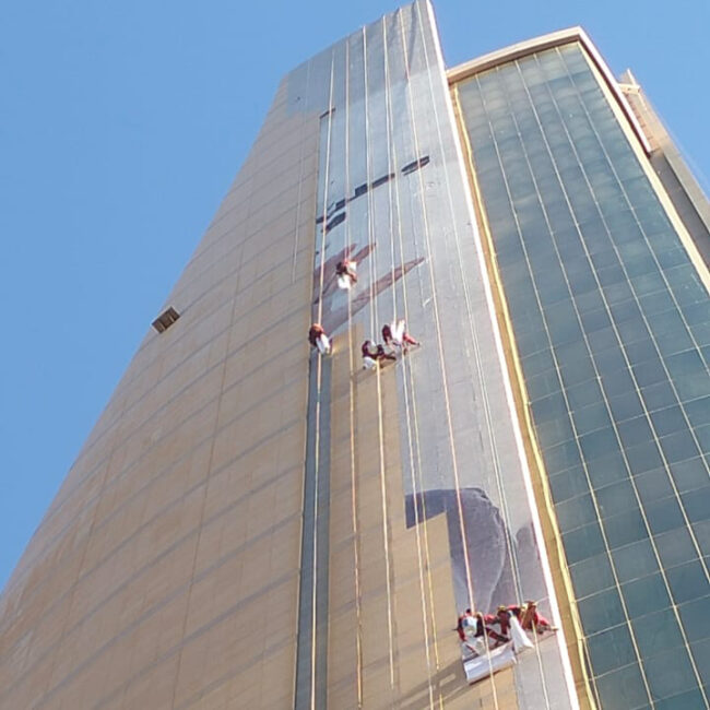 Rope Access Services in Dubai | Rope Access Dubai